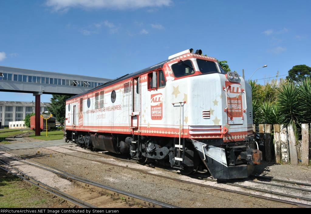 ALL 4098 (B12; ex EFVM 528)